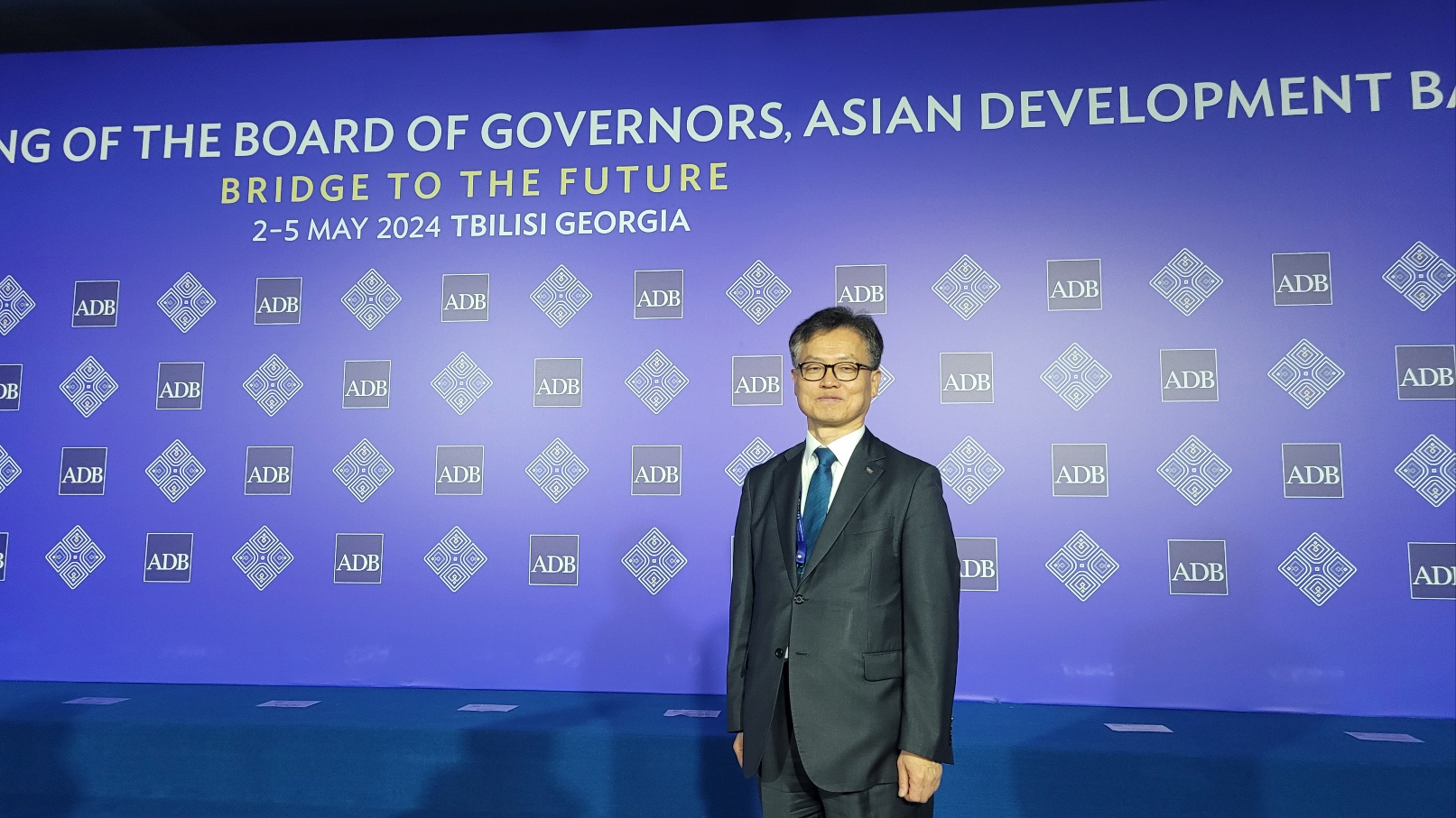 KCIF 국제금융센터 - 센터소개 - 센터안내 - 센터 동정